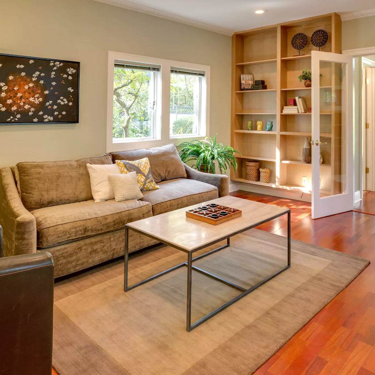 15 Eco-Friendly Bamboo Display Cabinet Ideas for Your Home – Homebaa