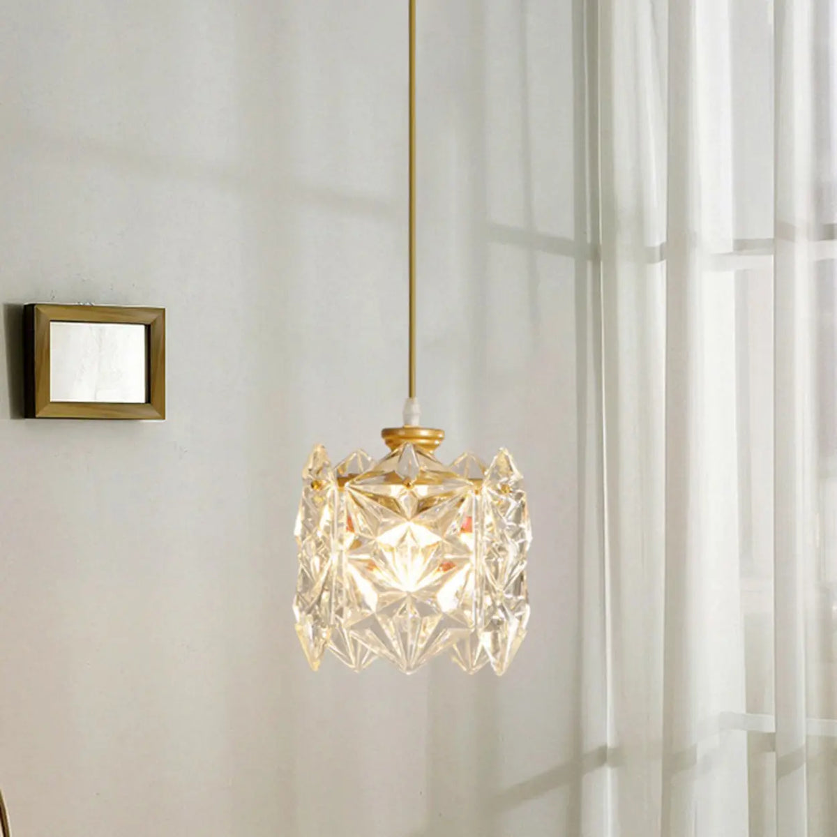 Modern Cylindrical Cube Clear Glass Pendant Light – Homebaa